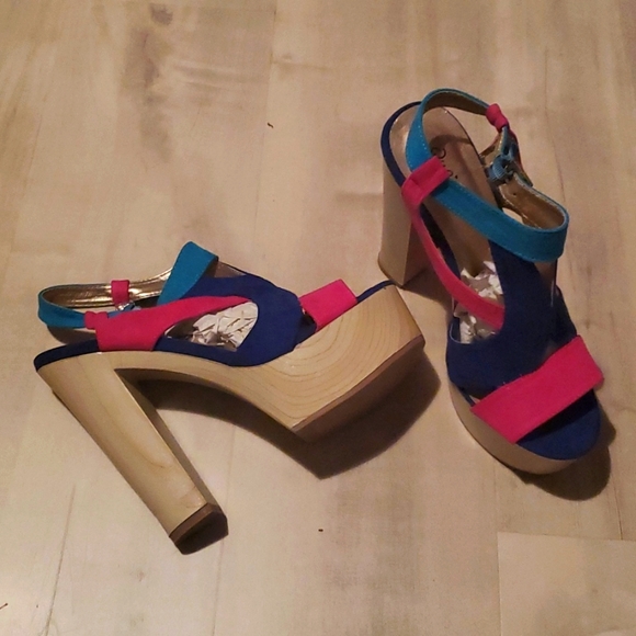 Qupid | Shoes | Nwt Funky Platform Heels New Never Worn In Box Great ...